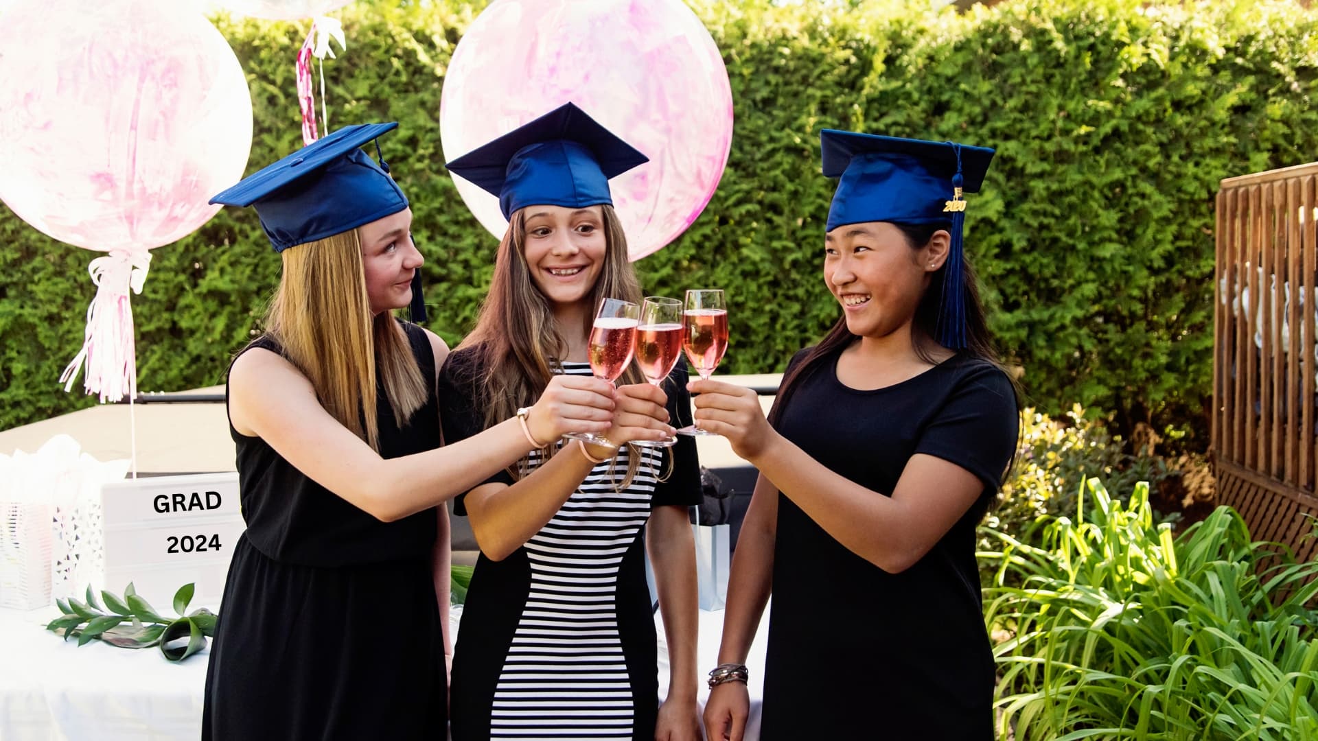 Amping Up Your Graduation Party with Concessions
